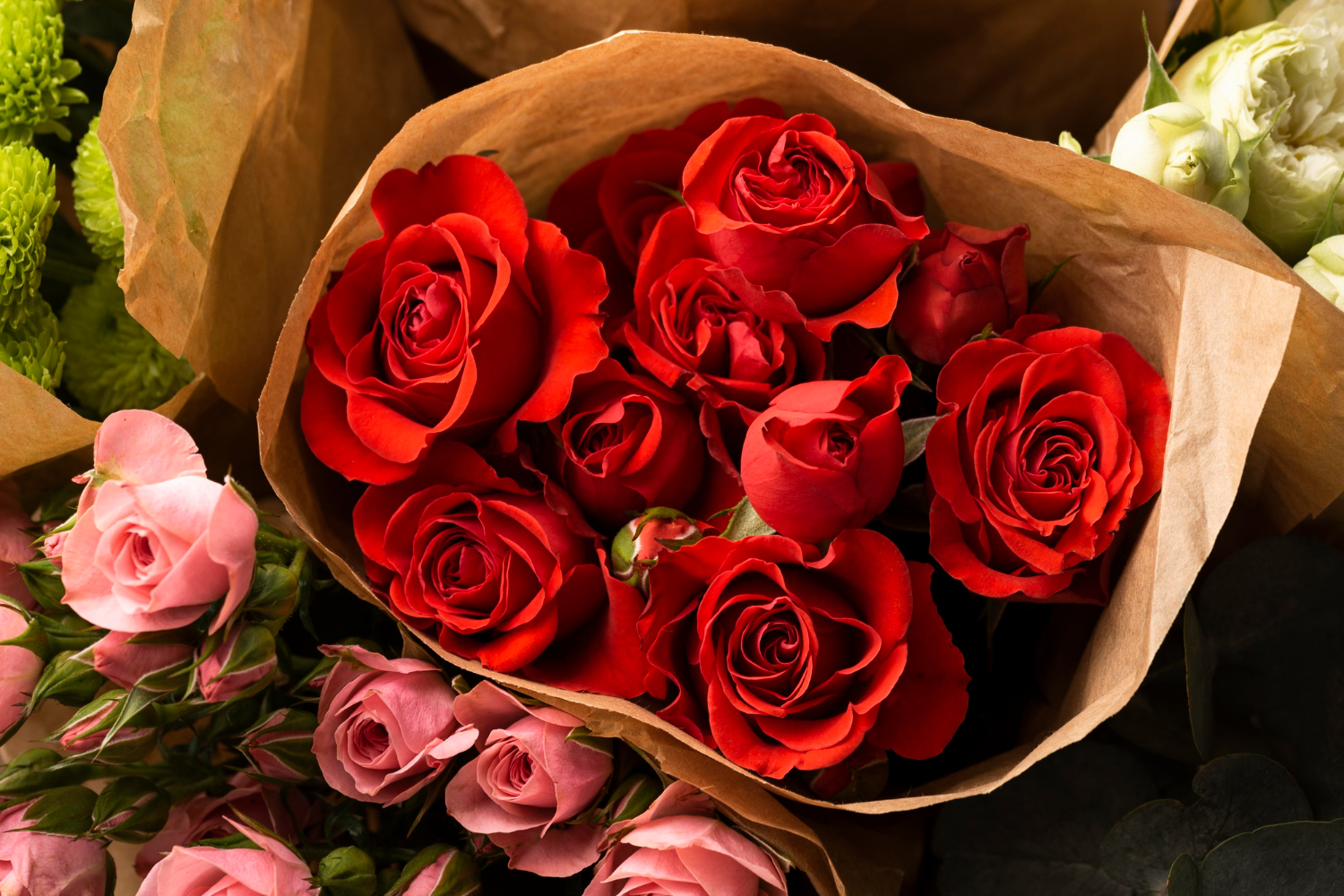 The Best Varieties of Red Roses for Stunning Bouquets
